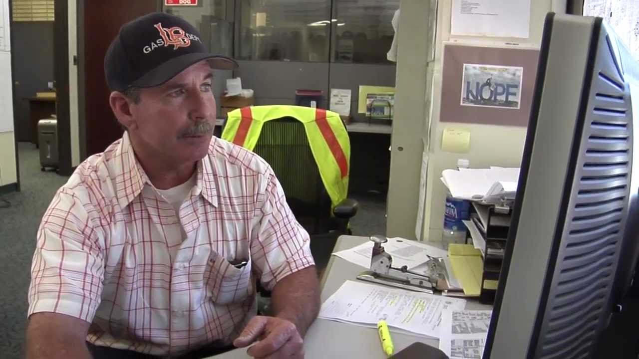 PSA - DigAlert: Know what's below - Call 811 before you dig! - YouTube