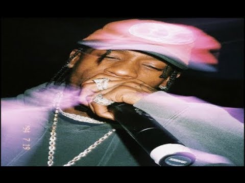 Travis Scott "Throws Mic Stand While Performing" - YouTube