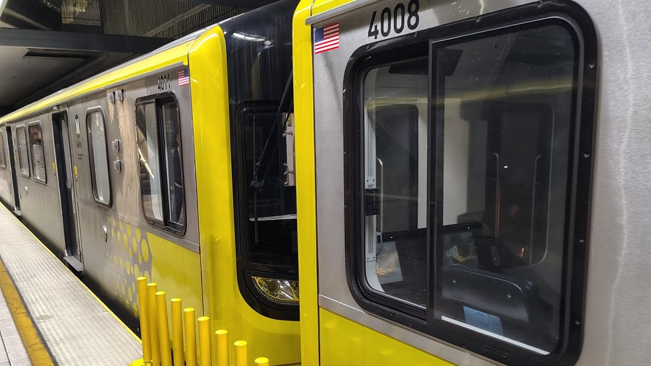 LA Metro Brand New CRRC HR4000 to Wilshire and Western Sta 😊 - YouTube