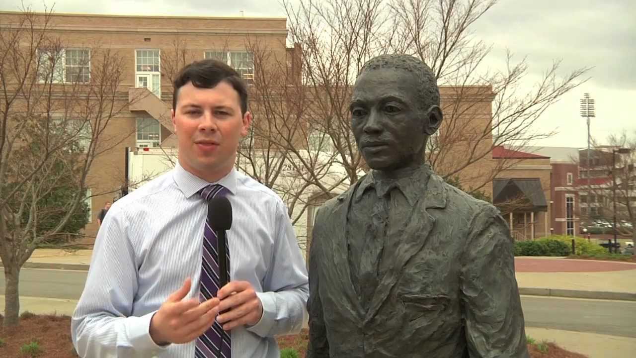 History Setters - James Meredith Statue - YouTube