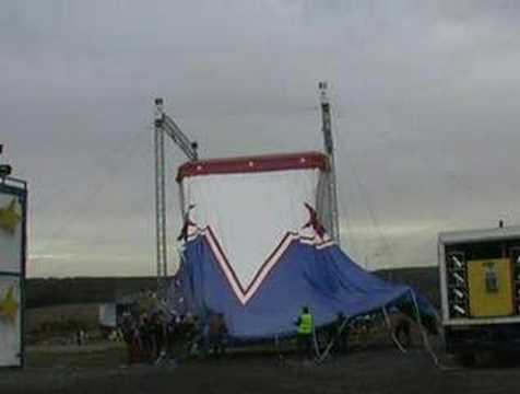 circus mondao big top build - YouTube