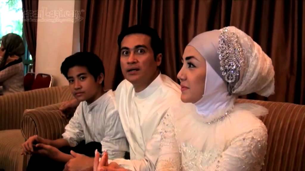 Bella Shofie & Adjie Pangestu Menikah Habis Lebaran? - YouTube
