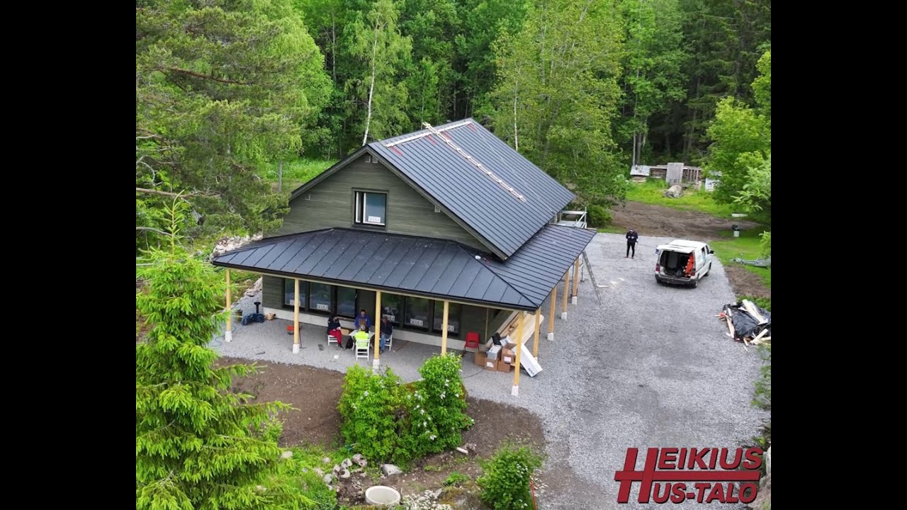Delivery and assembly of a tailormade timber element house - YouTube