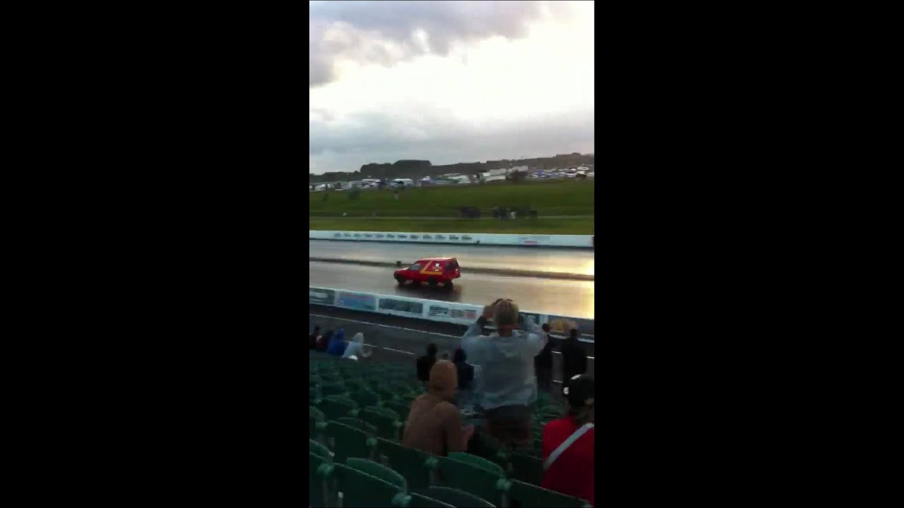 USC Santa pod 2012 royal nail van drag race - YouTube