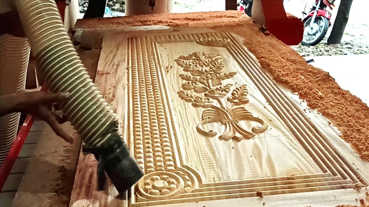Just Look At The Completed Wooden Door Design 😀😀😀 This Luxurious Wooden ...