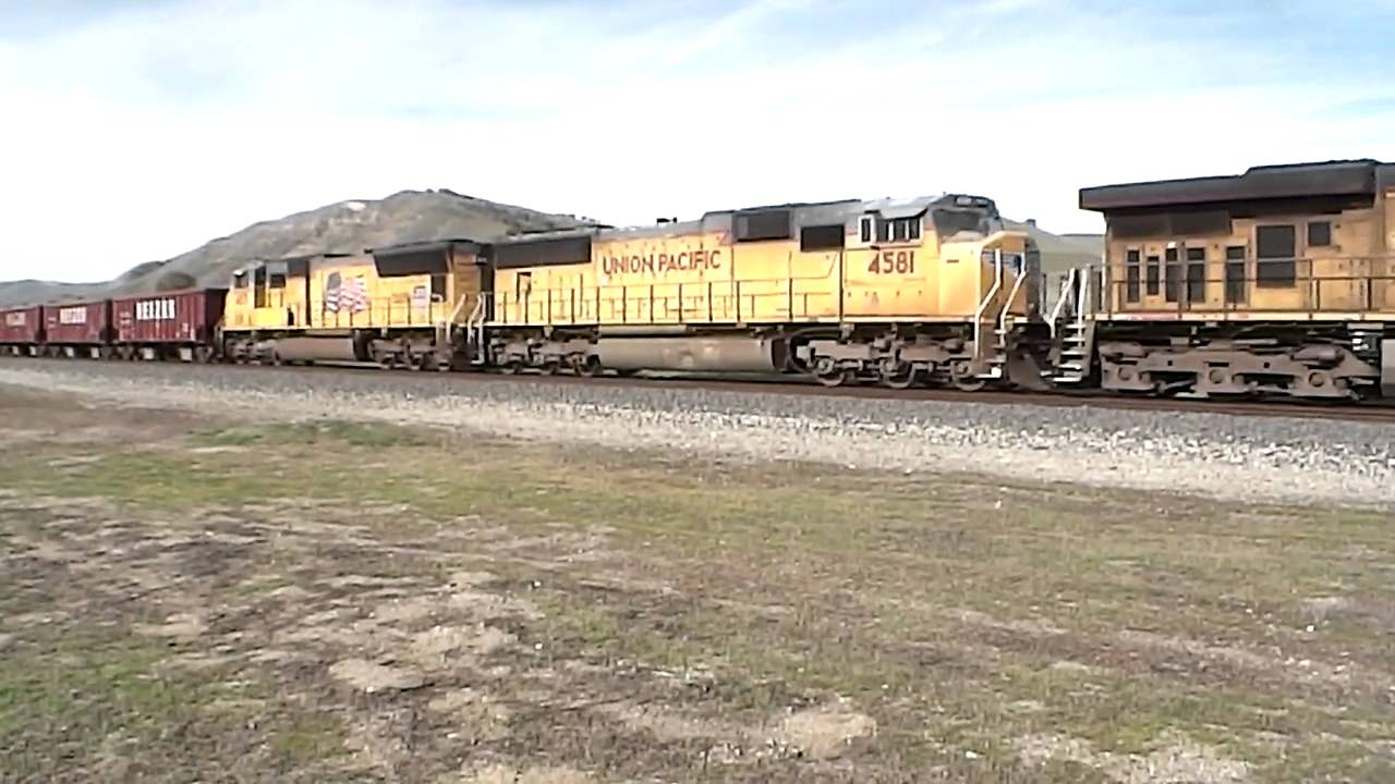 UP 5406 ballast train south (long) [HD] - YouTube