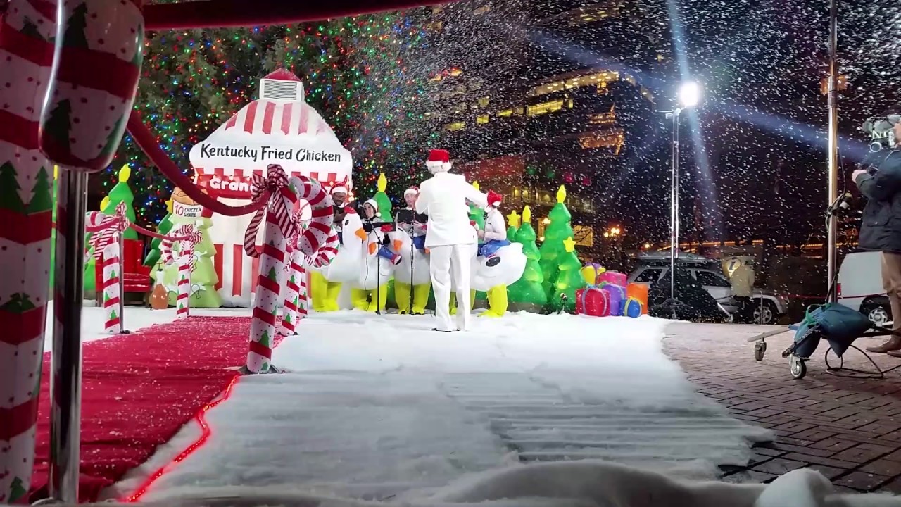 The Colonel Conducts Chicken Carolers at Inflatable KFC (Portland, OR ...
