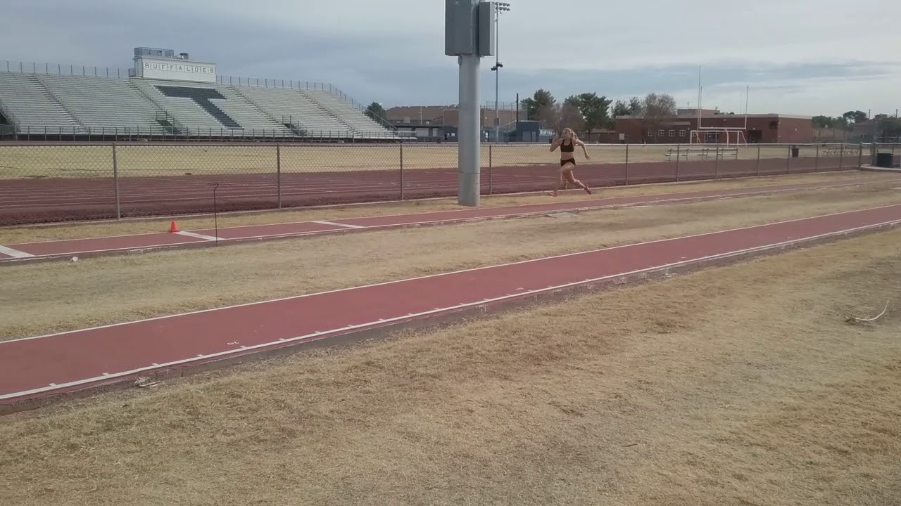 Sammy Evans 5 step triple jump - YouTube