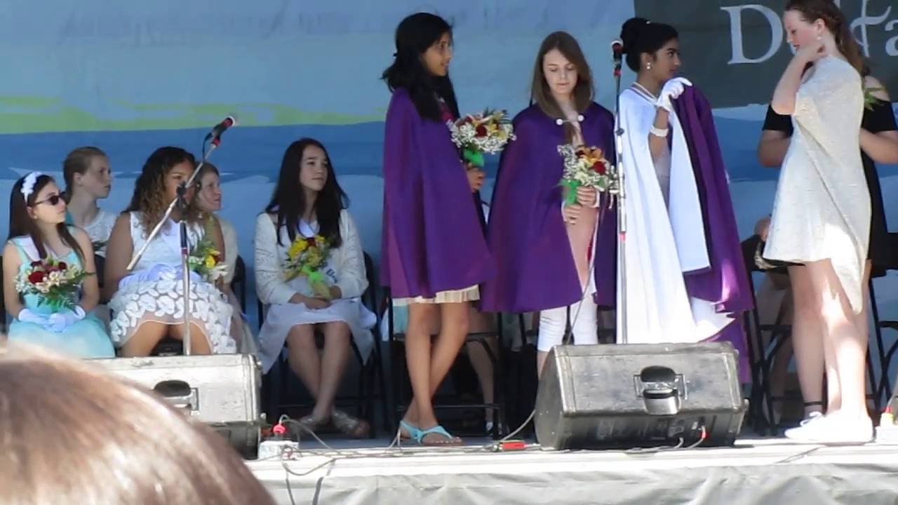 May Queen crowning - Ladner Pioneer May Days 2016, Delta, BC, Canada ...