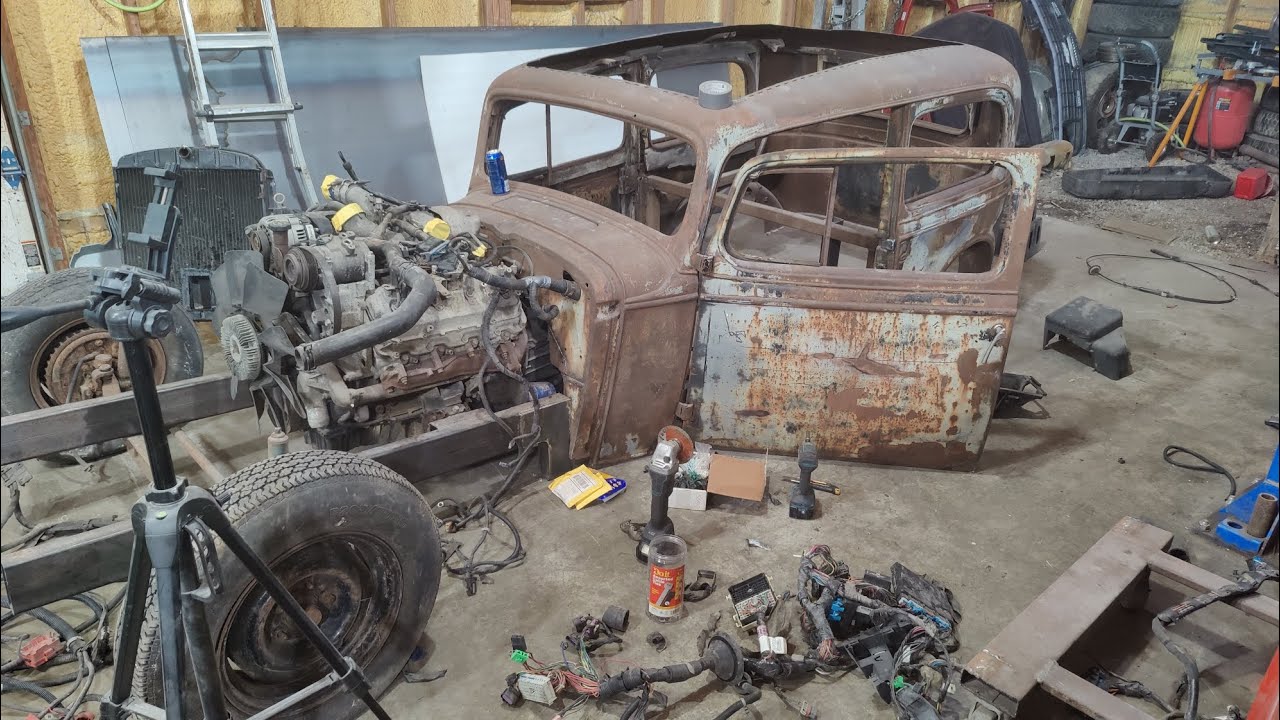 White Reaper Duramax Rat rod Starting some of the wiring - YouTube