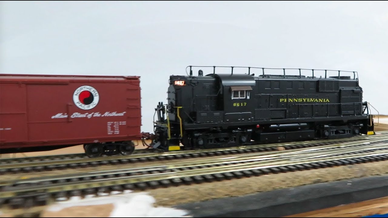 Rapido HO Scale Alco RS-11 Locomotive - YouTube