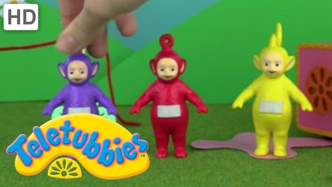 Teletubbies: Teletubbies Have A Race | Toy Play Video | Play games with ...