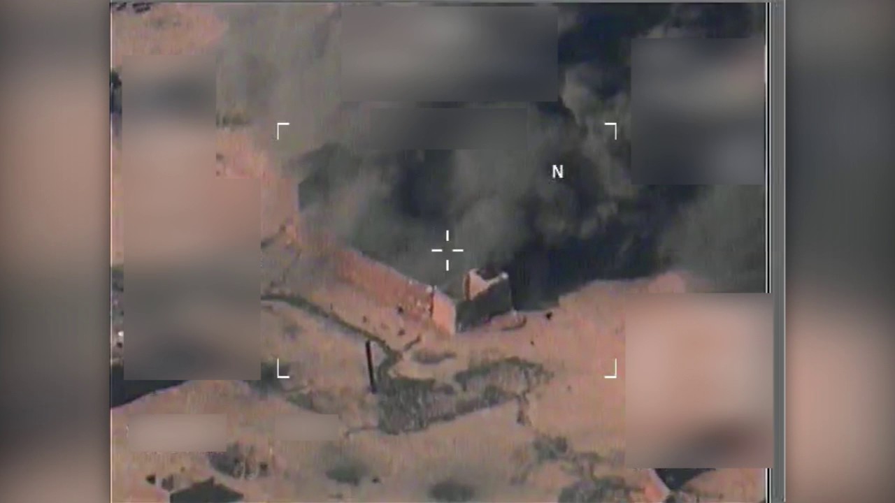 AIRSTRIKE DESTROYS ISIS MORTAR POSITION NEAR MOSUL, IRAQ, 2017 - YouTube