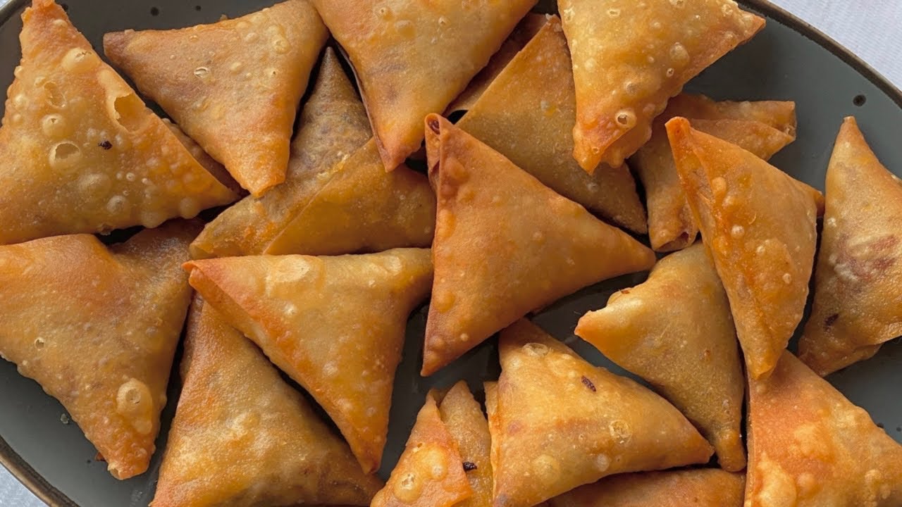 বাংলাদেশি হোটেল স্টাইলে চিকেন সমুচা রেসিপি | Chicken Samocha Recipe ...