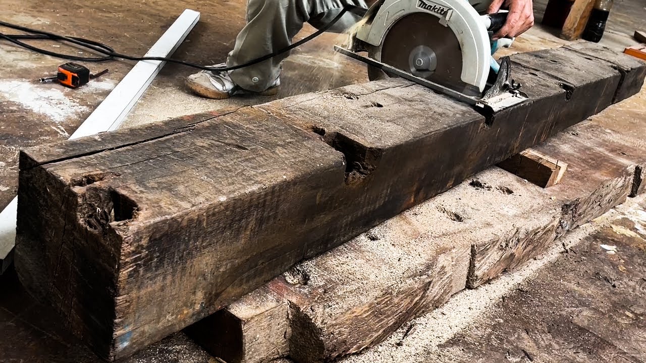 Solid Oval Dining Table for a Nostalgic Kitchen with Wood Tempered by ...