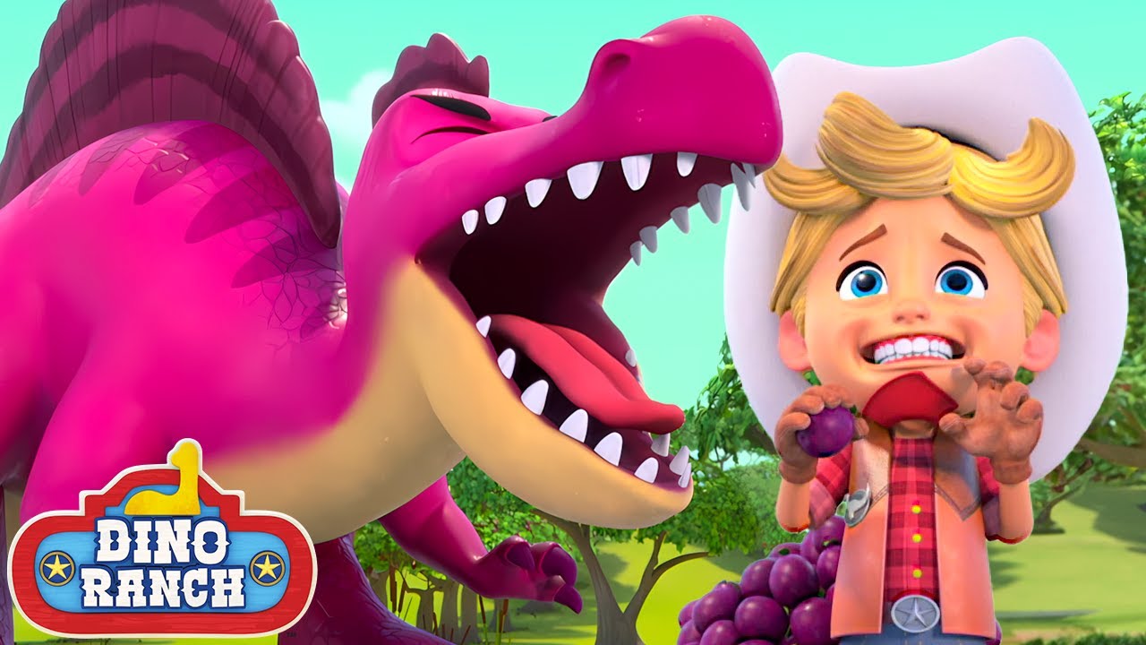 Unhappy Thunderfoot! | Dino Ranch - YouTube