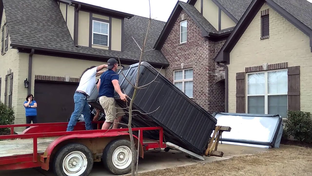How four rednecks move a hot tub part 2 - YouTube