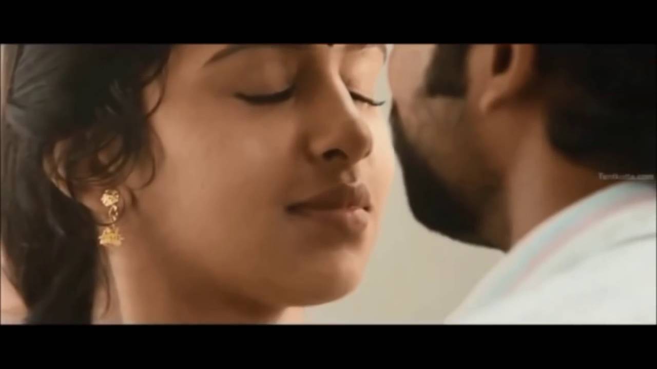 lakshmi menon hot navel pressed thoppul idupu boobs idupu madipu HD ...