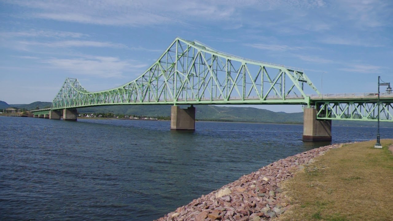 Campbellton, Nouveau-Brunswick - le 3 septembre 2017 - YouTube