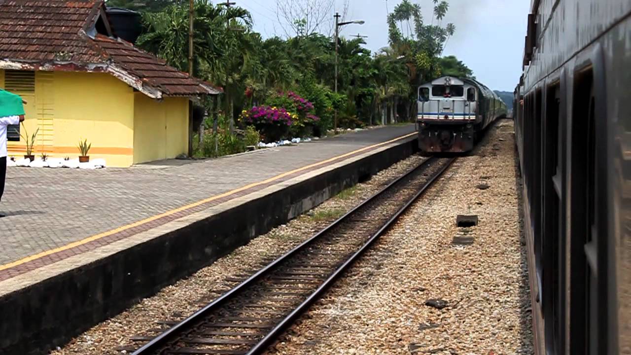 [KTM] Class 25 '25106 Pulau Ketam' With Eastern & Oriental Express No ...