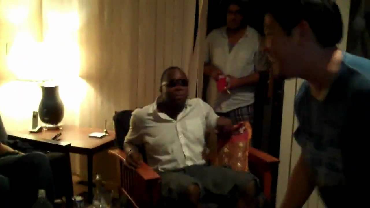 dump em out - YouTube