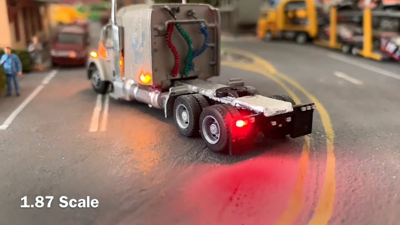 Micro scale RC truck Scale RC 1/87 Scale RC 1/87 HO Tiny Das87 - YouTube