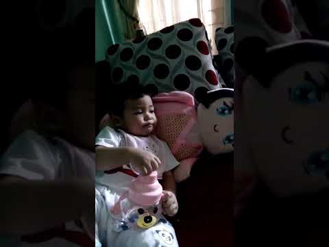 Baby azka diganggu kaka ocan