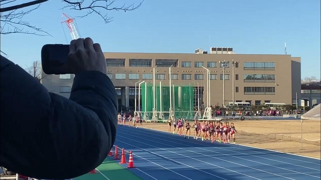 2023/12/23 日体大記録会 女子3000m 6組 - YouTube