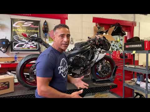 CS RACING EXHAUST INSTALL! BEST GSXR EXHAUST ON THE MARKET?! - YouTube