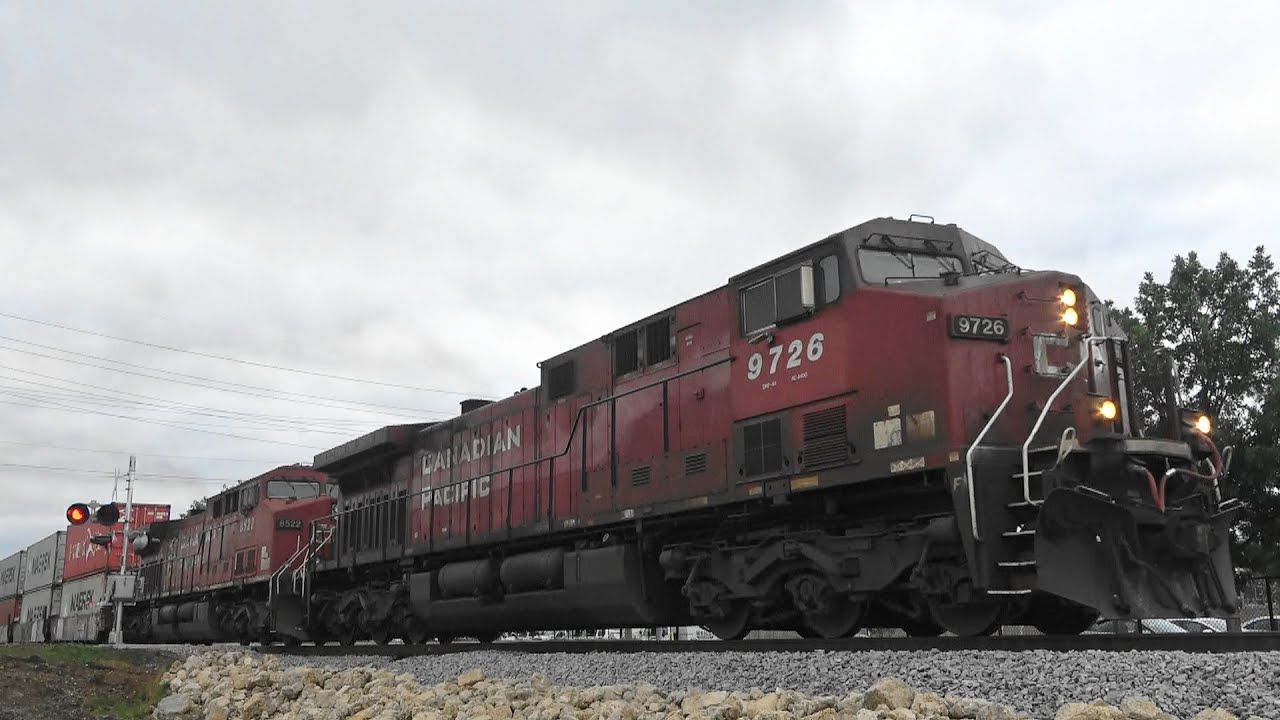 CP 9726 Leads Freight w/ Stacks, Davenport, IA 8/8/22 - YouTube