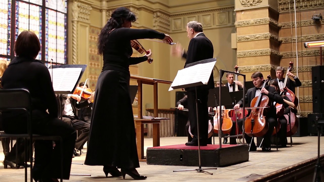 Benjamin Britten - Lachrymae for viola and strings - YouTube