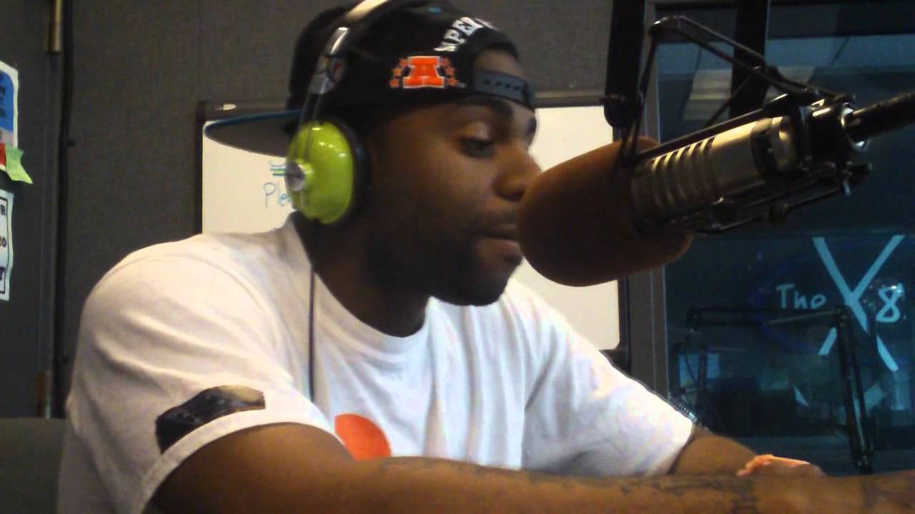 88 9 FM MACHETTI SMITH WCMX - YouTube