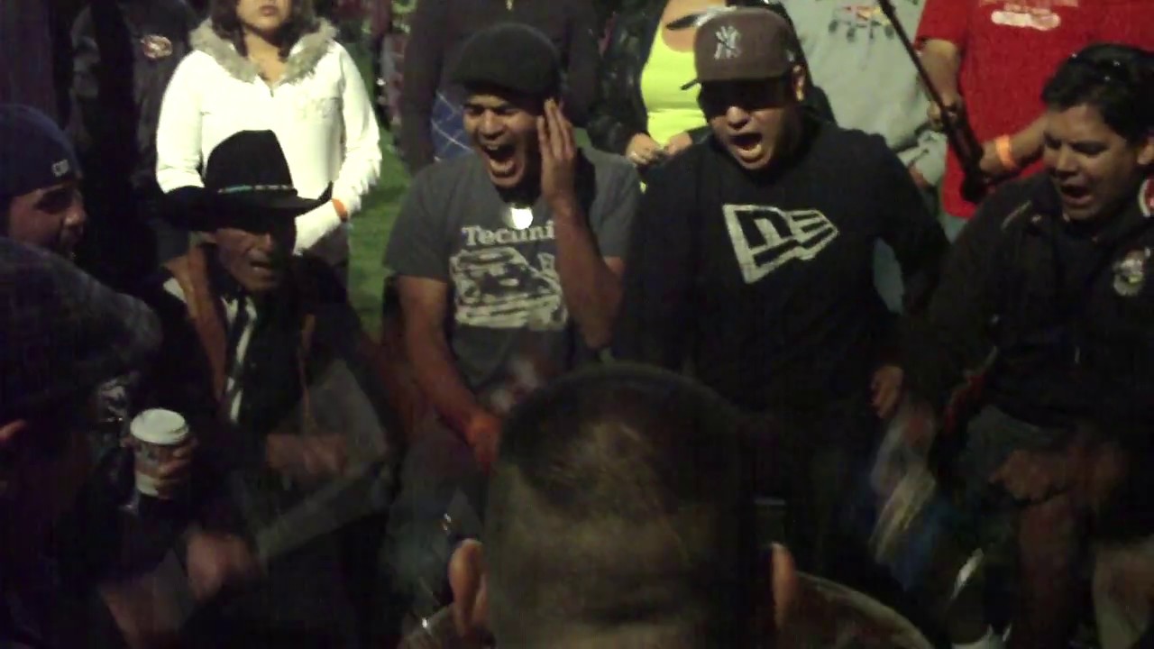 Blackfish Singers in Chase, BC (Skwlax) Pow wow - YouTube