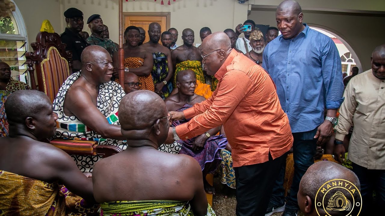President Akufo Addo Visits Otumfour at Manhyia Palace - YouTube