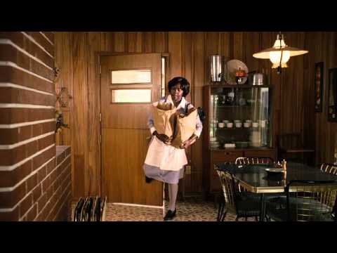 The Help Movie -- Character Profile "Aibileen" Featurette - YouTube
