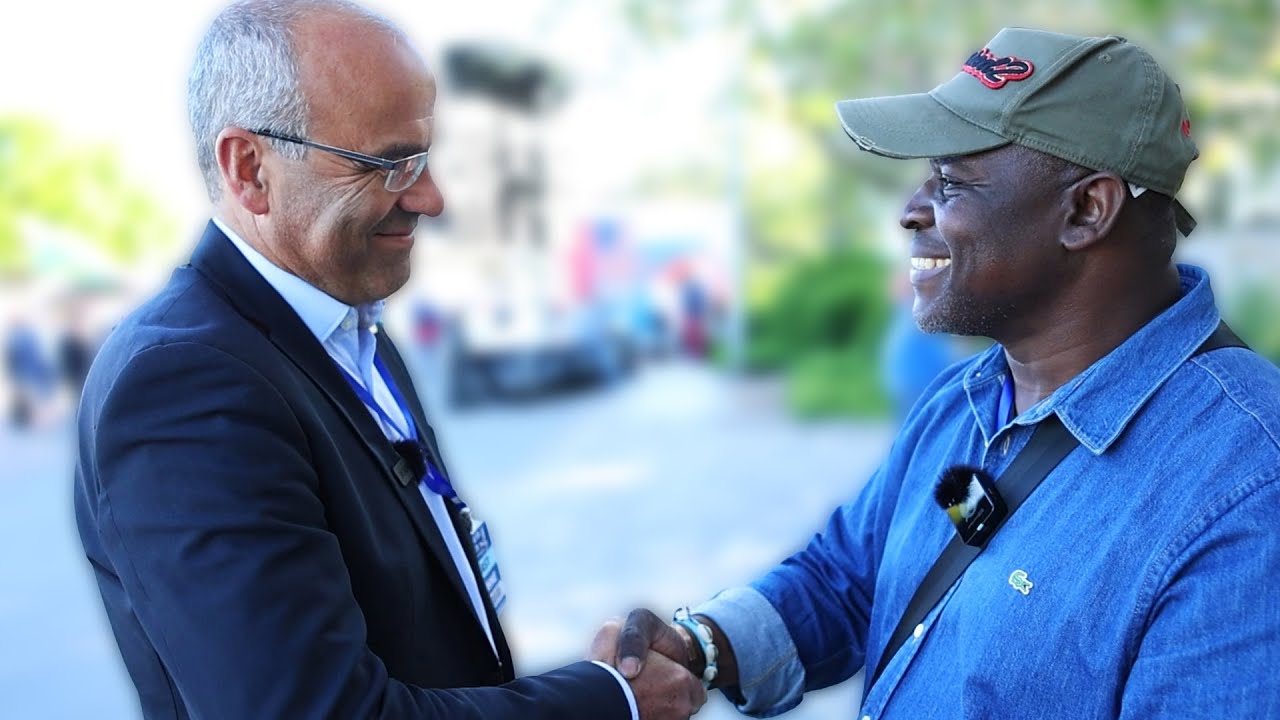 So lösen wir ENDLICH die Migrationsfrage... (Serge Menga und Dr. Rainer ...