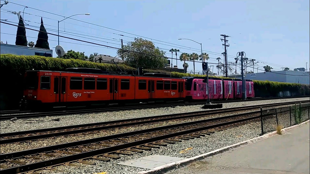 San Diego Trolley SD100 2028 Arriving at Middletown - YouTube