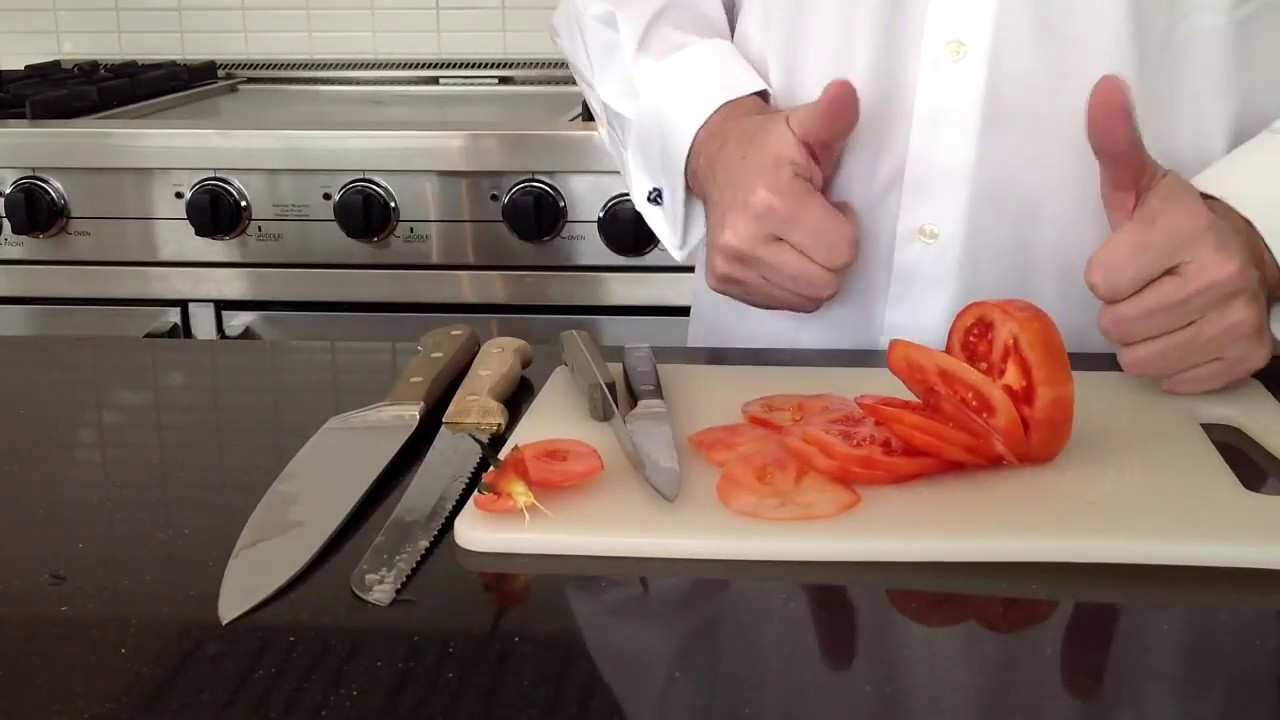 Comment couper une tomate simple et efficace (La technique qui a fait ...