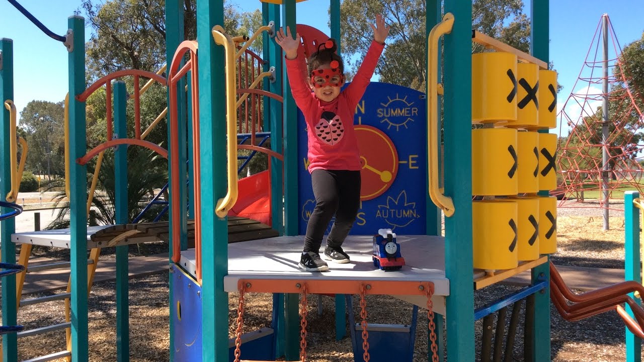 PLAYGROUND FOR KIDS PARK SLIDE WITH THOMAS & FRIENDS TURBO FLIP THOMAS ...
