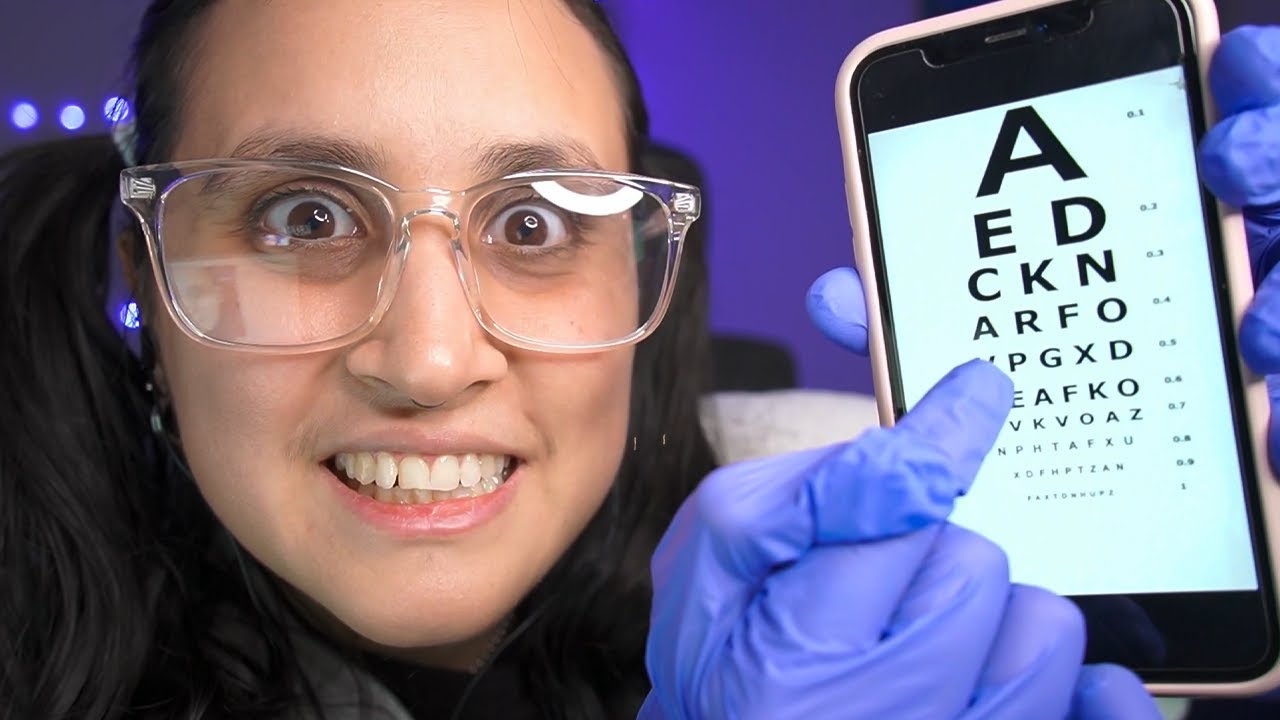 Doctora LOCA Te Hace Examen De La Vista | ASMR Roleplay - YouTube