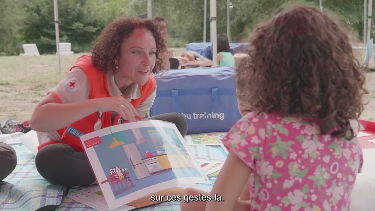 LES GESTES QUI SAUVENT - apprenez les gestes de premiers secours - YouTube