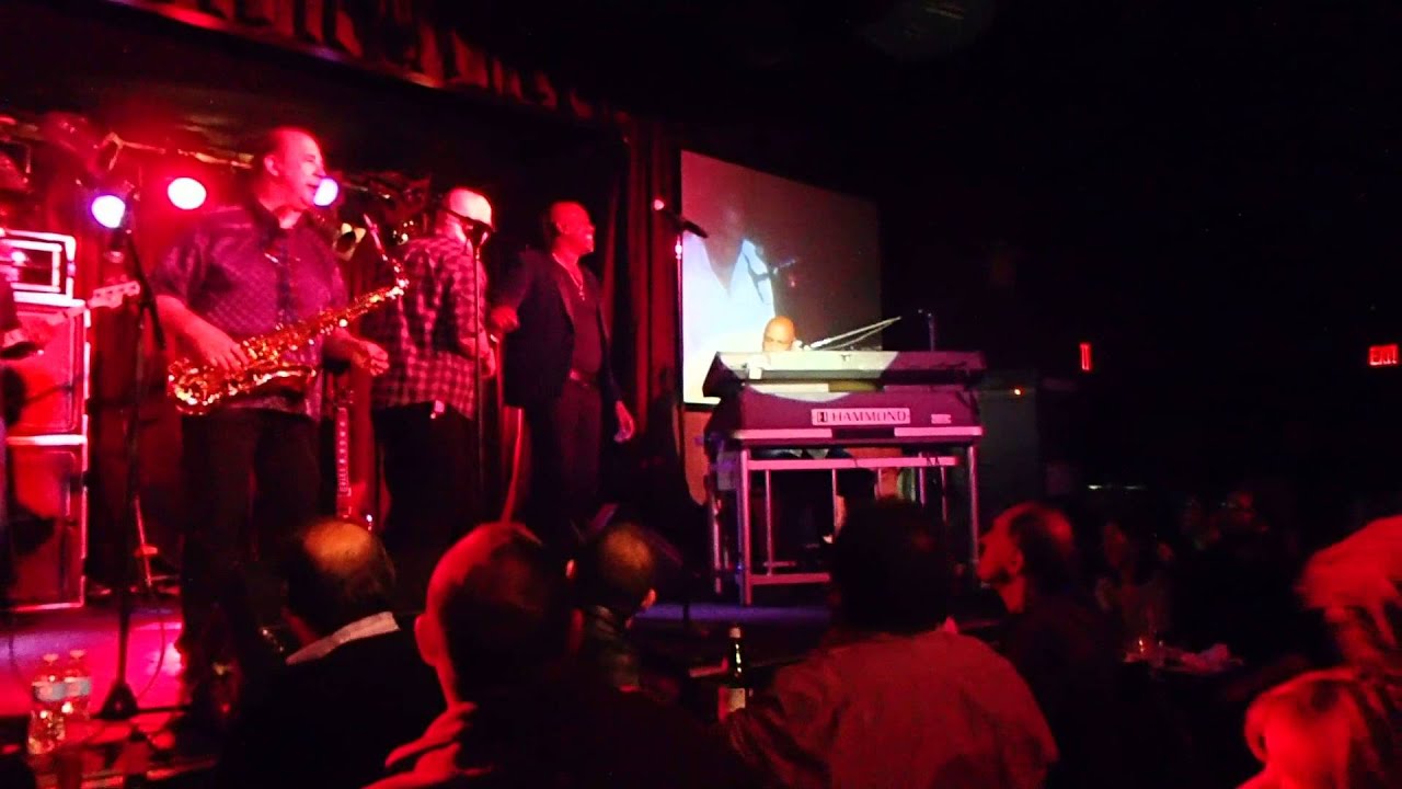 Tower of Power-What is hip-Soul power with Tom Bowes - YouTube