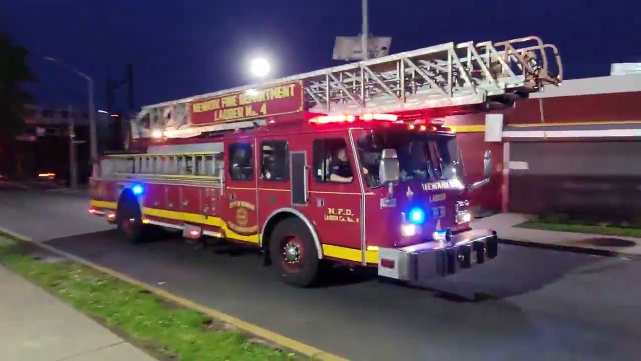 Newark Nj Fire Department Ladder 4 Responding 4-17-22 - YouTube