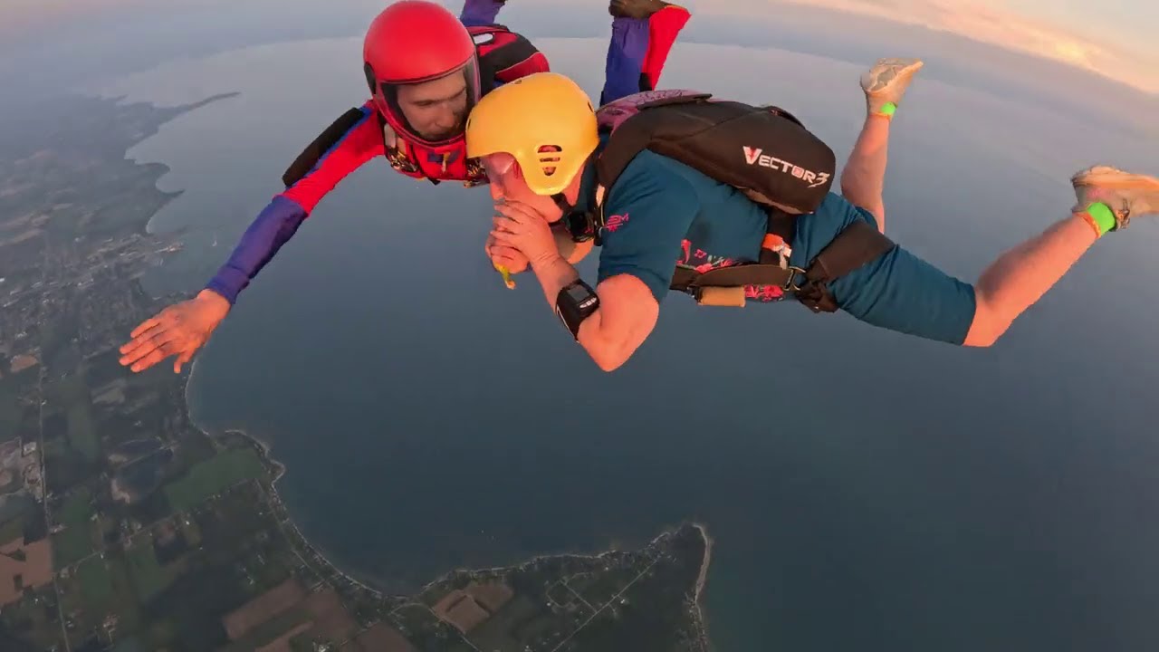 Caught in 4K - YouTube