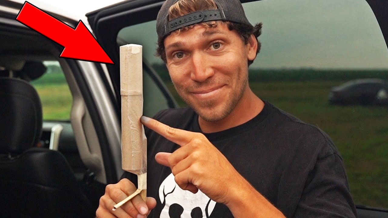 The World's Rarest Firework. The Strobe Rocket - YouTube