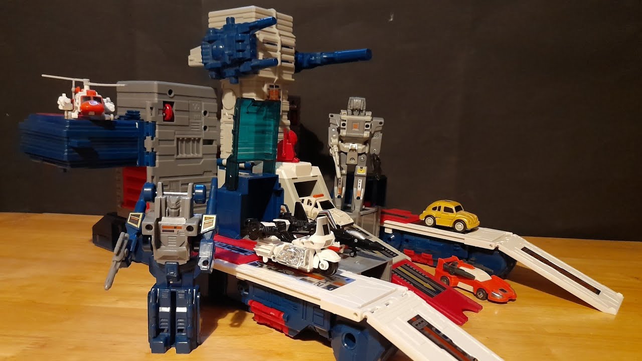 Transformers G1 Fortress Maximus City Mode Youtube