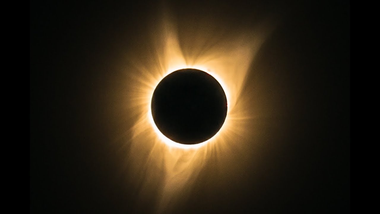 The Total Solar Eclipse in Madras, Oregon 2017 - YouTube