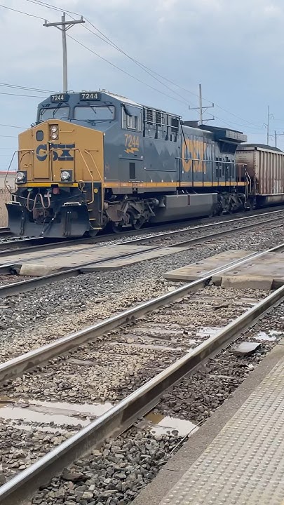 CSX 7244 CM44AC As Rear DPU On CSX C726 At Depew Station 4/21/25 - YouTube
