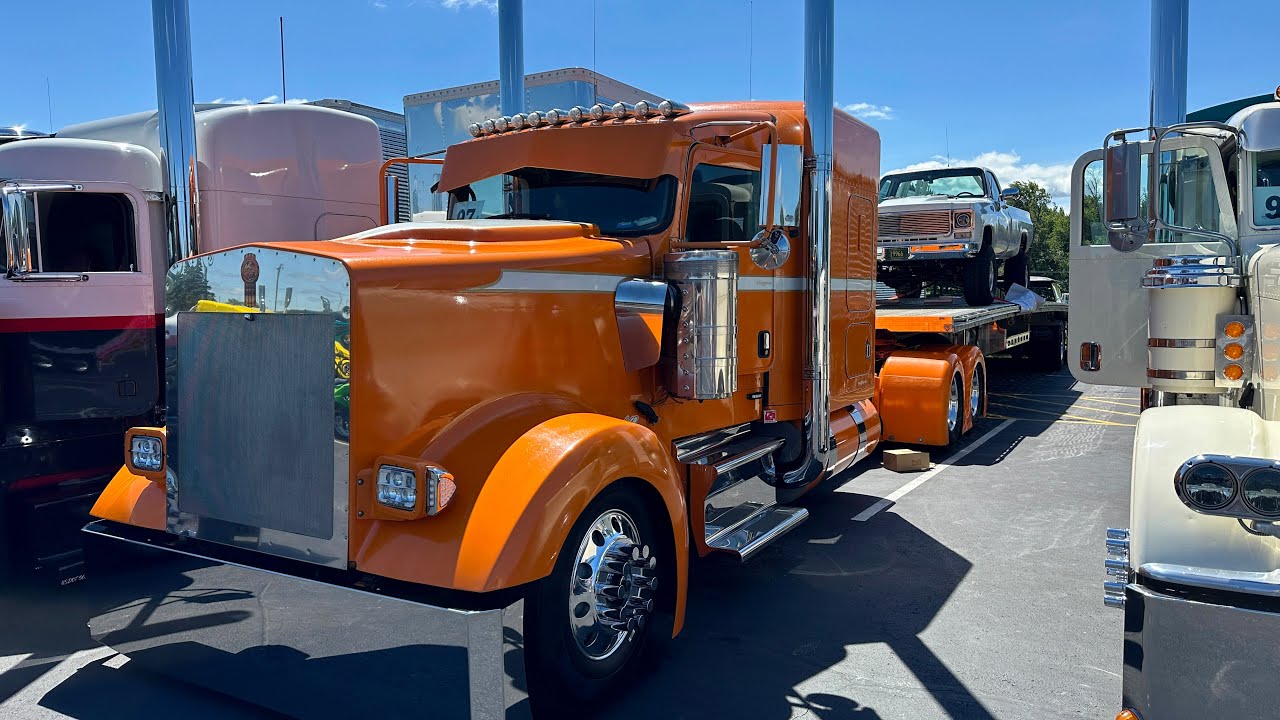 HDR LLC's stunning flagship 2007 Kenworth W900L, custom front to back ...