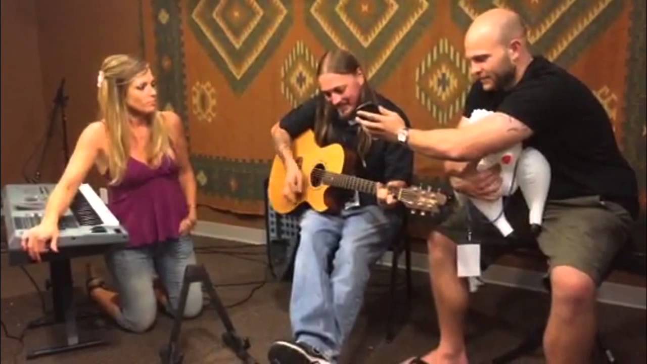Killinger's Killin' it at singing with Erica Viking and The Hoff - YouTube